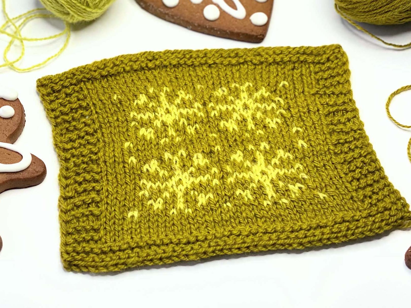 Krāsaini adījumu raksti – Kremi